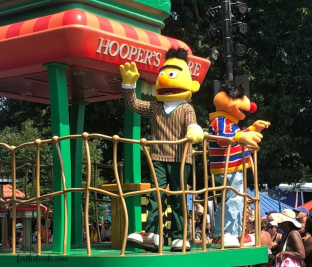 5 Simple Tips We Use To Enjoy Sesame Place